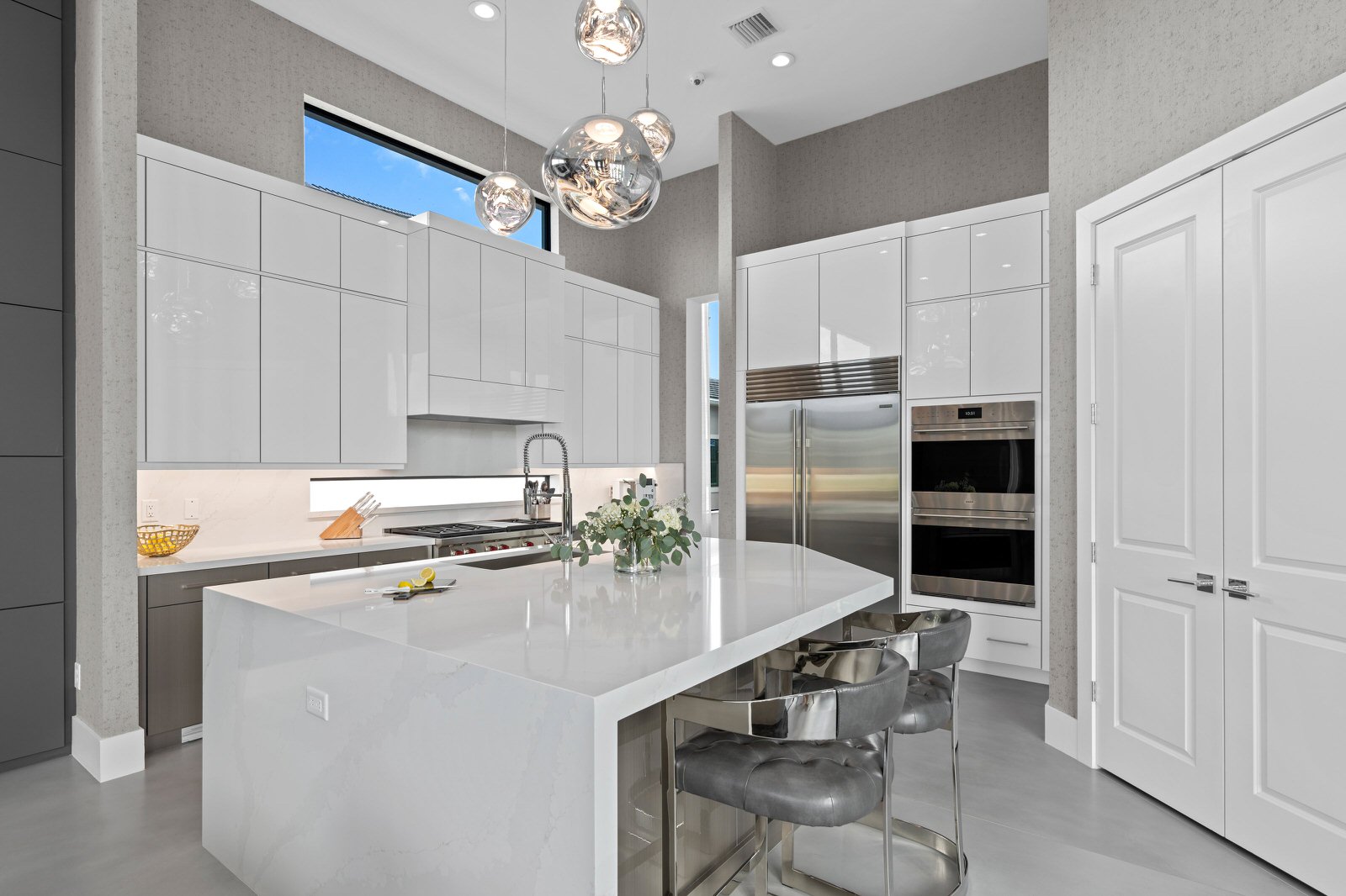 Exquisitely Contemporary - Nikki Levy Interiors